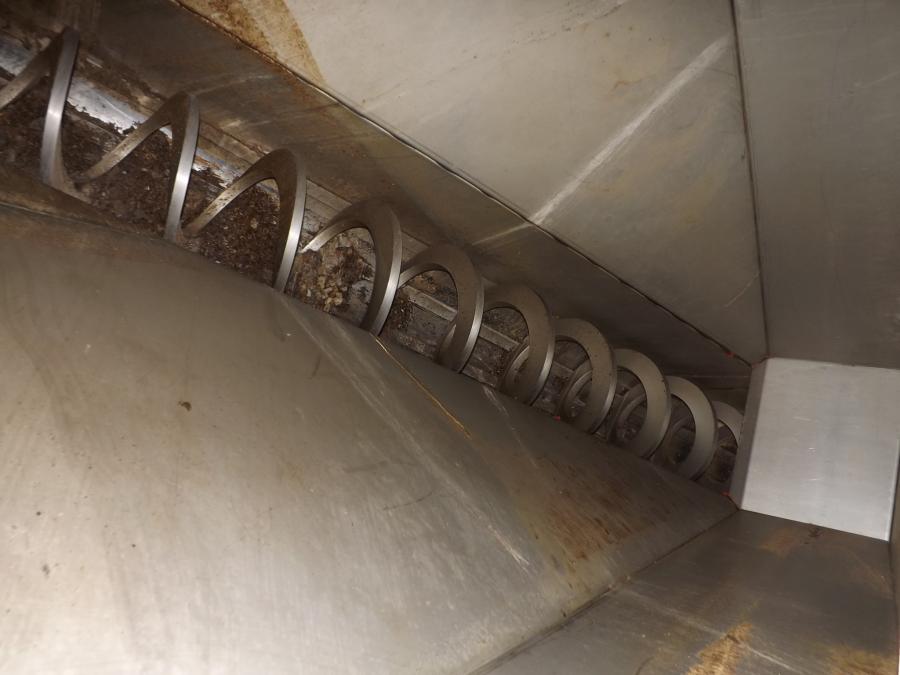 used Screw Screen in Tank (incl. compaction and screenings washing ...